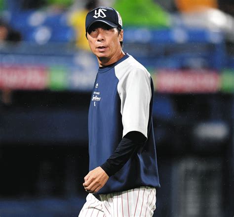 ヤクルト、セ界初の『2年連続優勝から最下位転落』の屈辱回避も高津監督は試合後のセレモニーで謝罪：中日スポーツ・東京中日スポーツ