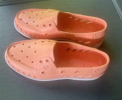WOMEN S SPERRY AUTHENTIC FLOAT BOAT SHOE CORAL SIZE Gem