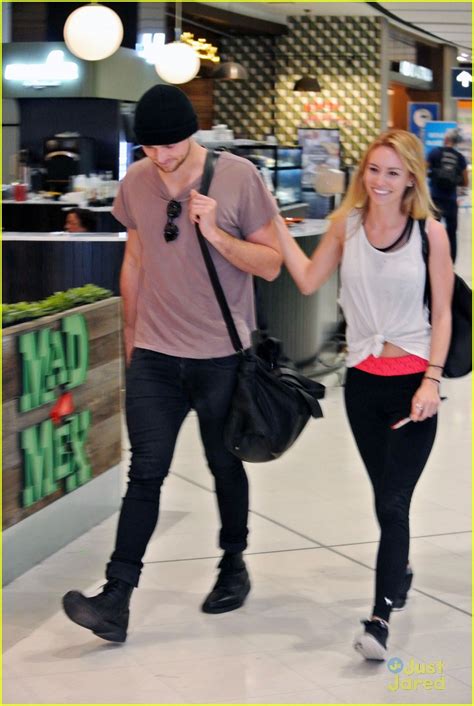 5 Seconds Of Summers Ashton Irwin Flies Out Of Sydney With Girlfriend Bryana Holly Photo