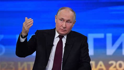 Песков ответил на вопрос о подготовке к прямой линии Путина