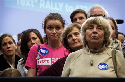 In Democratic Debate Hillary Clinton Paints Bernie Sanderss Plans As
