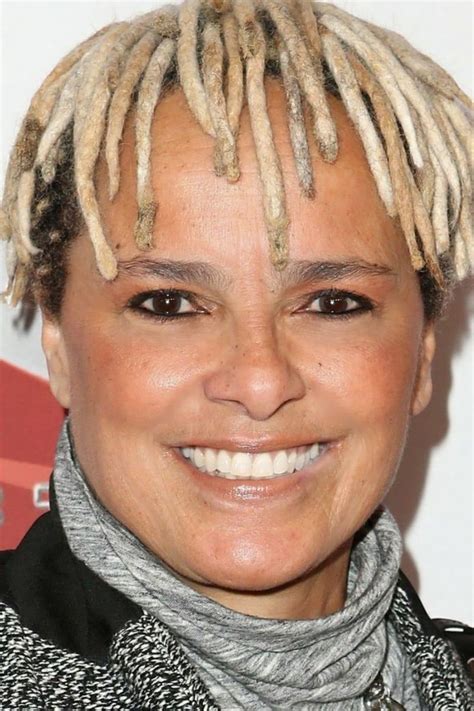 Shari Belafonte About Entertainment Ie