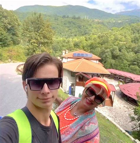 Општина Карпош РОДЕНДЕНСКА КРВОДАРИТЕЛСКА АКЦИЈА ВО КАРПОШ Во пресрет