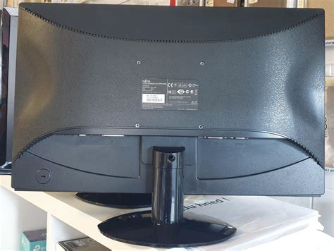 LED monitor 21,5" Fujitsu L22T-3 LED / S26361-K1419-V160 | Aukro