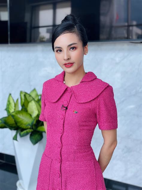 Mc Quỳnh Nga Vtv Nóng Bỏng Với Hình ảnh đời Thường