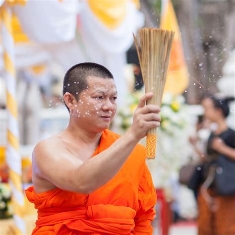 พระสังกัจจาย วัดเจ้าอาม พระเจ้าตากสินมหาราช กรุงเทพมหานคร Facebook