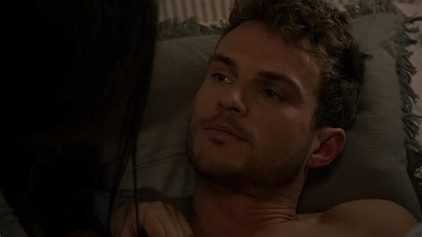 AusCAPS Ryan Cooper Shirtless In Eye Candy FYEO