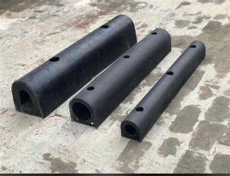 Rubber Dock Bumpers Weather Proof At Best Price In Vasai New Company