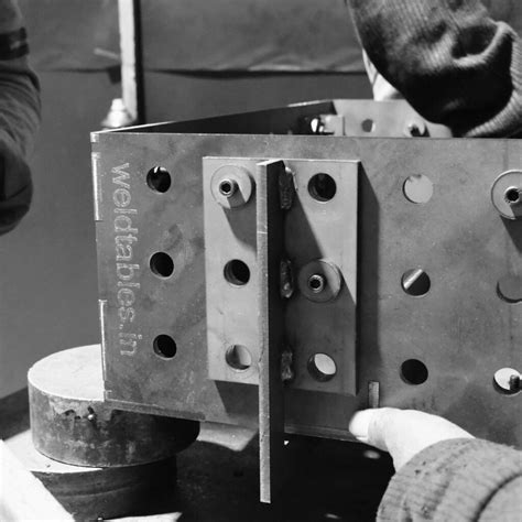 3d 500mm X 500mm X 175mm Modular Weld Table With Gas Nitrided Finish To