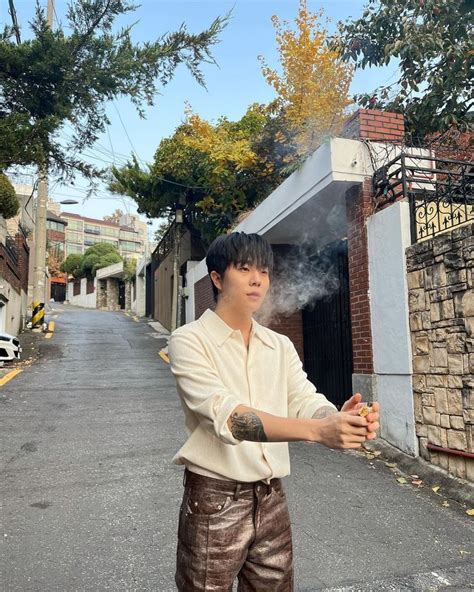 Toil On Instagram “나뭇잎선풍”