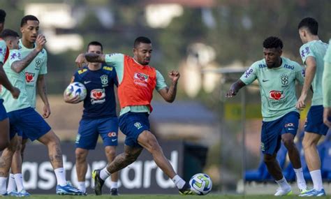 Diniz Deverá Fazer Duas Mudanças Na Seleção Brasileira Para O Clássico