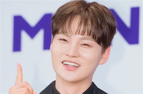 박서진 66회 예능셀럽 K Pop King 최고 미남 부문 1위슈퍼스타 브랜드파워 투표 3관왕 슈퍼스타 투표 결과 오서린 기자 톱스타뉴스 엔터가요1위