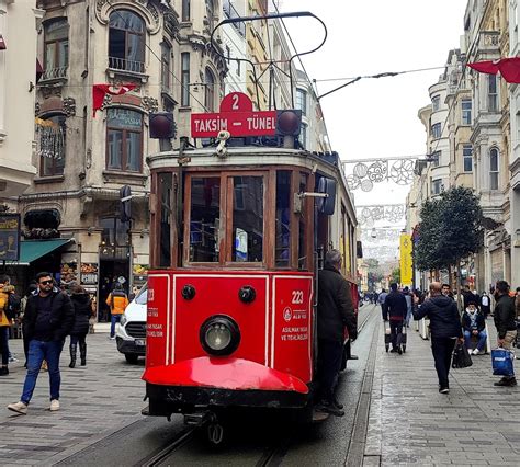 Old Cities Like Kolkata Can Sustain Their Rich Tram Traditions