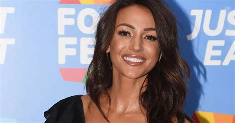 Michelle Keegan On Filming Awkward Sex Scene In A Portaloo Manchester Evening News
