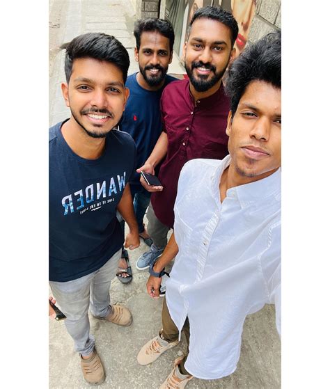 Prejimon Pradeep Prejimonpradeep • Instagram Photos And Videos