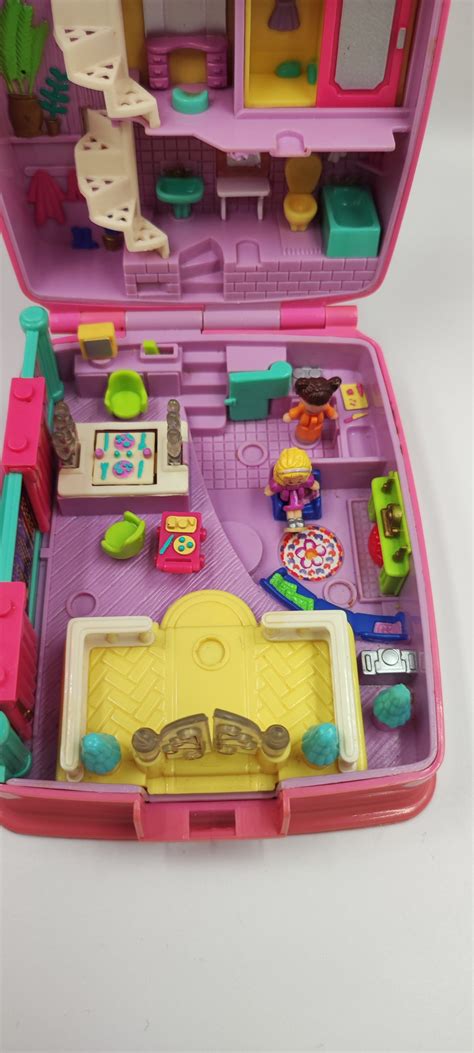 Bluebird Polly Pocket Star Bright Dinner Vienna Vintage Toys