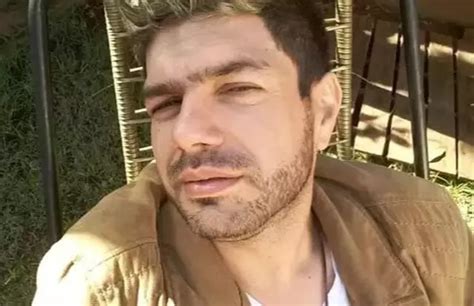 Professor é Achado Morto Com Marcas De Tiros Dentro De Casa — Notícias