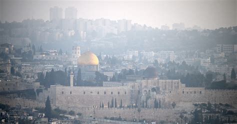 Israel Weighs Response To Iranian Attack As Us Urges Restraint Al
