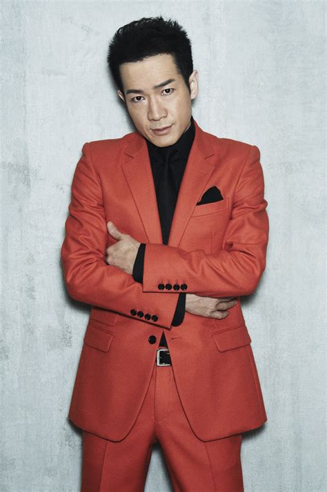 田原俊彦の全国ツアー「toshihiko Tahara Double T Tour 2013」より、 928・中野サンプラザの模様を