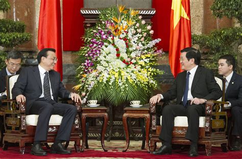 李克强会见越南国家主席张晋创 中文国际