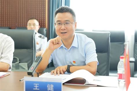 国家税务总局西安市税务局一行来西安铁道技师学院开展主题党日活动华禹教育网