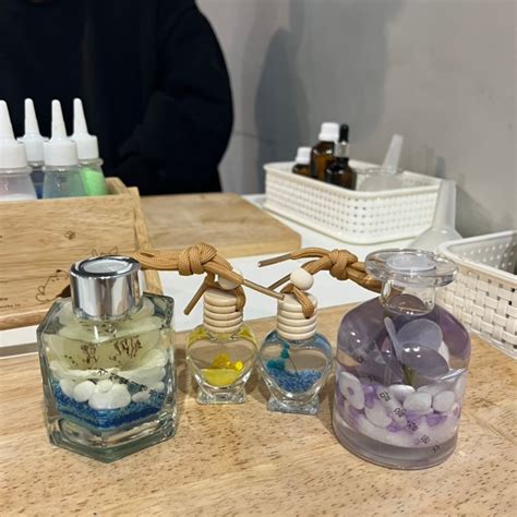 서울 홍대 이색 데이트 예능 카페 가성비 넘치는 디퓨저 만들기와 초콜릿 만들기 홍대 체험 공방 네이버 블로그