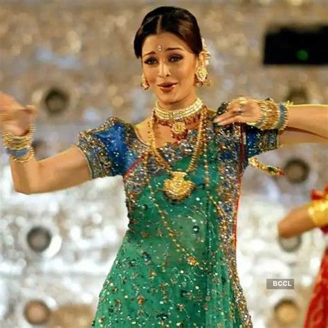 Pin By Artrest On Aishwarya Bollywood S Dream Dancer In 2024