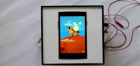 TECNO Unveils TECNO BOOM J