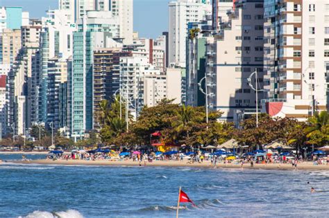 Obra De Alargamento Alterou Correntes De Retorno Na Praia Central De