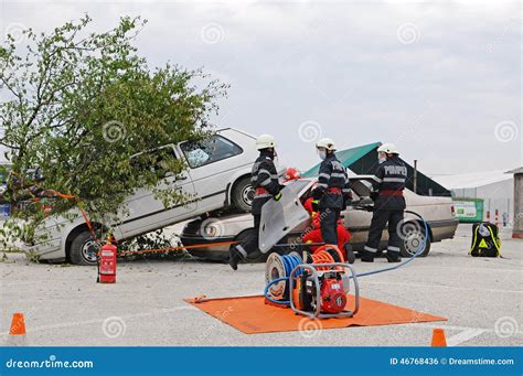 Extrication And Paramedic In Action Editorial Photo Image Of Ambulance Crash 46768436