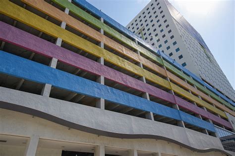 마이애미 다운 타운 플로리다 환승 및 공공 기관 건물 외관 다중 색상에 대한 스톡 사진 및 기타 이미지 다중 색상 미국