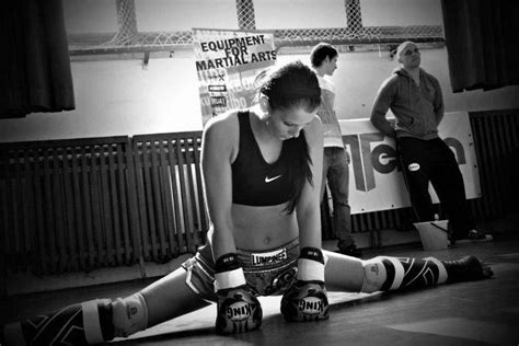 Pin By Andreia Meneguete On Muay Thai Muay Thai Martial Arts Muay
