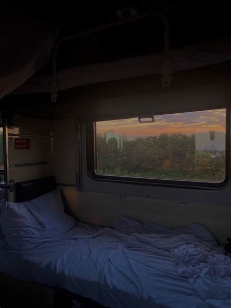 Пин на доске Ваши пины в 2024 г Поездка на поезде Передвижные дома Странные места