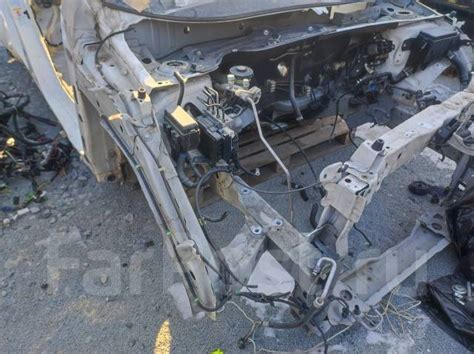 Лонжерон правый, Honda Vezel RU1, NH788P белый купить во Владивостоке ...