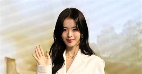 [포토] 노정의 가녀린 각선미