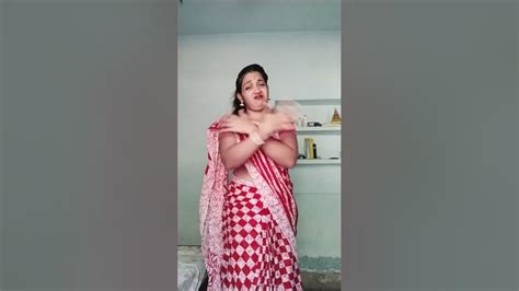 তোর কোন কোন জায়গায় ব্যথা গো 😂😂 কুয়া থেকে জল তুলে তুলে পুরো শরীর