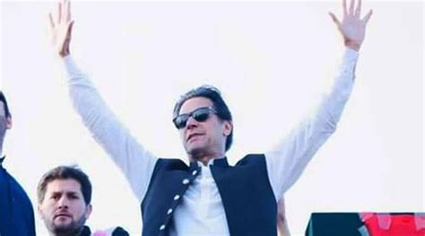 عمران خان کا قومی اسمبلی کے 9 حلقوں سے خود ضمنی الیکشن لڑنے کا فیصلہ