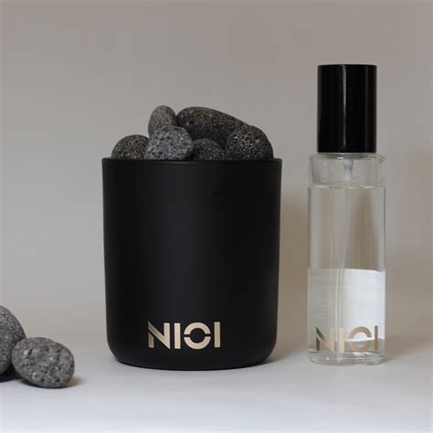 Tobacco Flower And Oak Lava Rock Diffuser Nioi