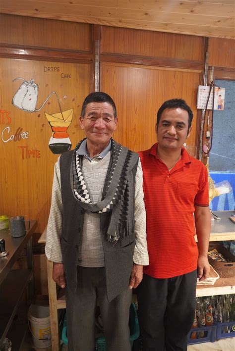 アジアハンター小林『日本のインド・ネパール料理店』阿佐ヶ谷書院より2月24日刊行 On Twitter 2002年に出稼ぎを始めた時は地方