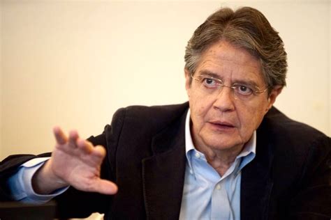 Guillermo Lasso Será Sometido A Una Delicada Cirugía