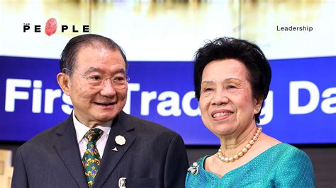 ‘คุณหญิงวรรณา ลมใต้ปีก ‘เจ้าสัวเจริญ เบื้องหลังความสำเร็จตระกูล ‘สิริ