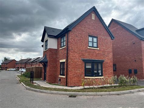 Whitebeam Way Stafford St17 4gg 3 Bed Detached House £1350 Pcm £