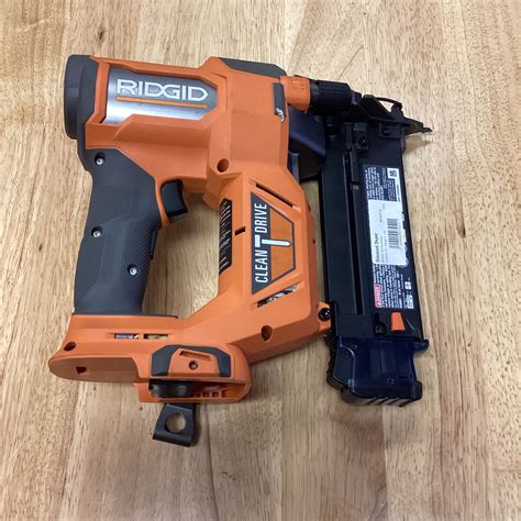 RIDGID 18V Brushless Cordless 18 Gauge 2 1 8 In Brad Nailer Tool Only