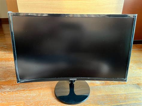 Samsung Curved Monitor Computers Tech Parts Accessories Monitor Screens On Carousell