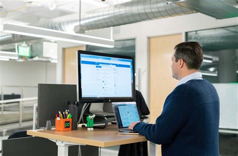 Mastering Linkedin Marketing Strategies For Successful Business Growth