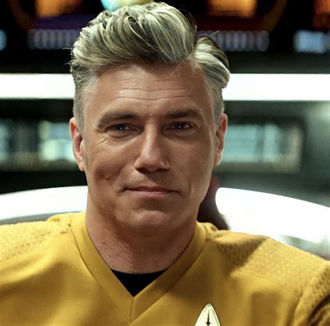 Pin By Fiona Burnett On Pike Star Trek Original Series Fandom Star