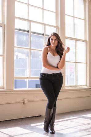 Tank Top Jeans Porn Pic