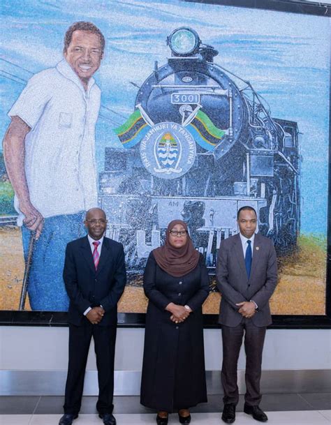 RAIS SAMIA AWEKA HISTORIA KUBWA UZINDUZI WA SGR Full Shangwe Blog