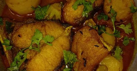 Bhetki Barramundi Fish Curry Recipe By Tanima Sarkhel Cookpad
