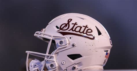 Mississippi State Lands Commitment From Former Vanderbilt QB Mike